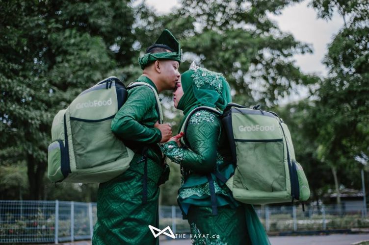 8 Times Food Delivery Riders Won The Hearts Of M'sians & Proved They're ...