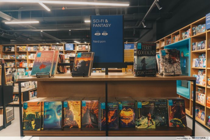 10 Things To Do At BookXcess Setia Alam - Photo Spots To Workstations