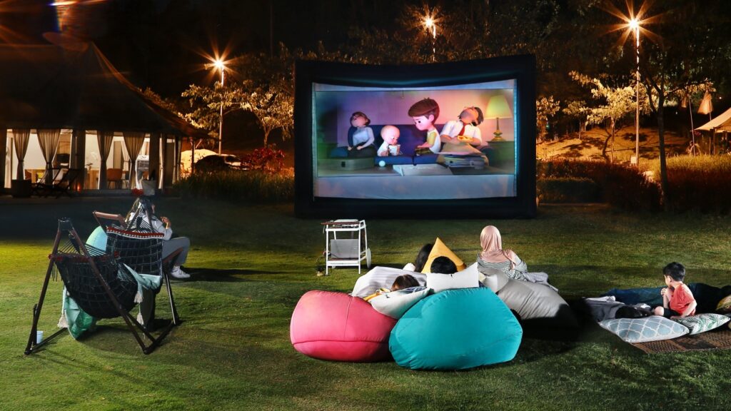 Tiarasa Escapes: Glampsite With Treetop Villas & Outdoor Movie Nights