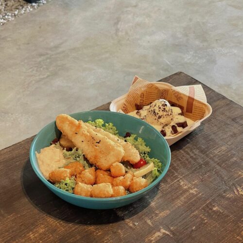 Route Five Cafe: Riverside Cafe With A Deck That Serves Waffles & Lattes