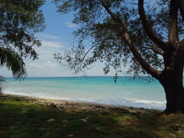 Tiga Island In Sabah Has Volcanic Mud Baths & Untouched Beaches