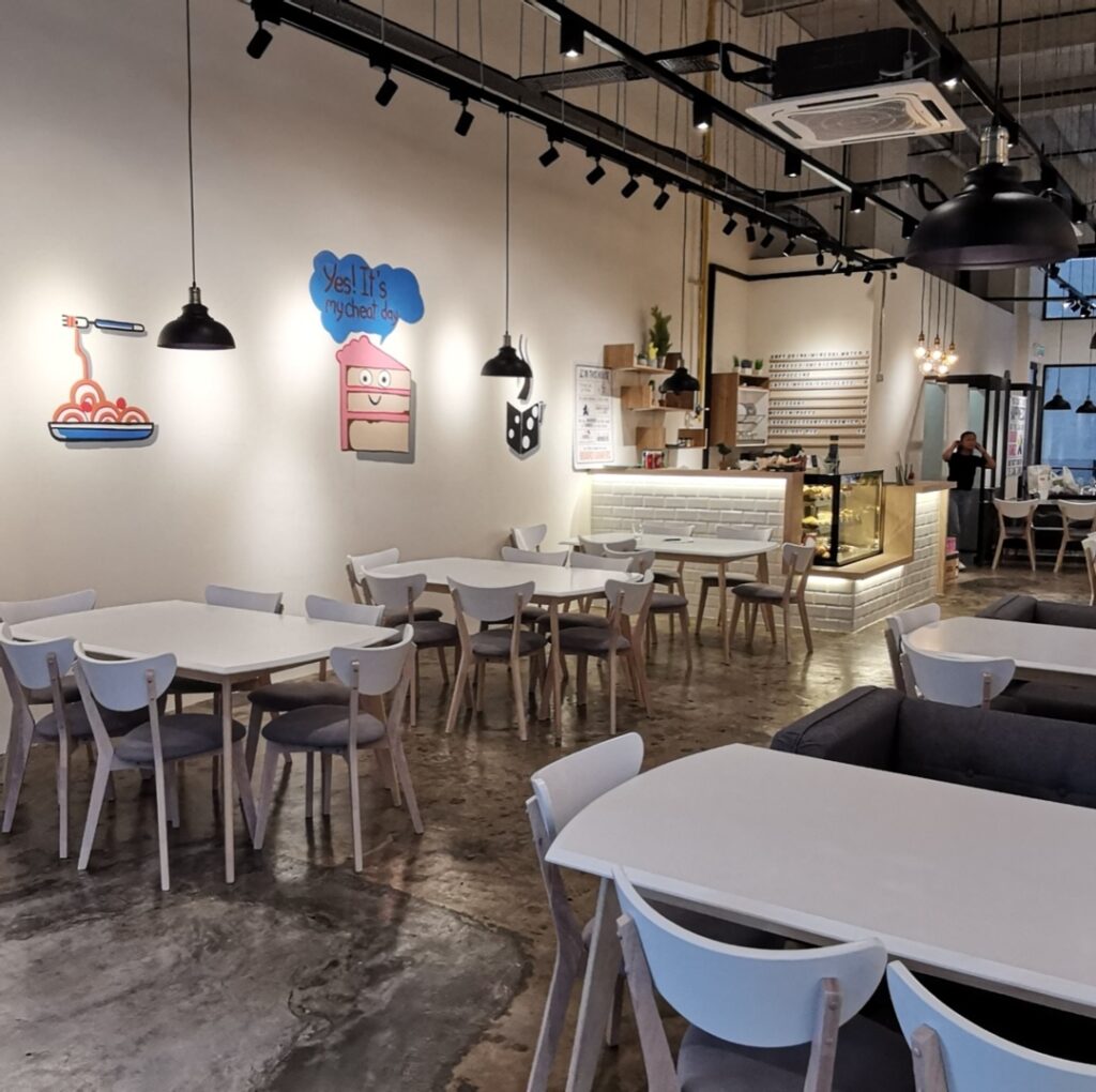 Tamarind Square Guide: Cafes, Zero-Waste Store & Photo Spots