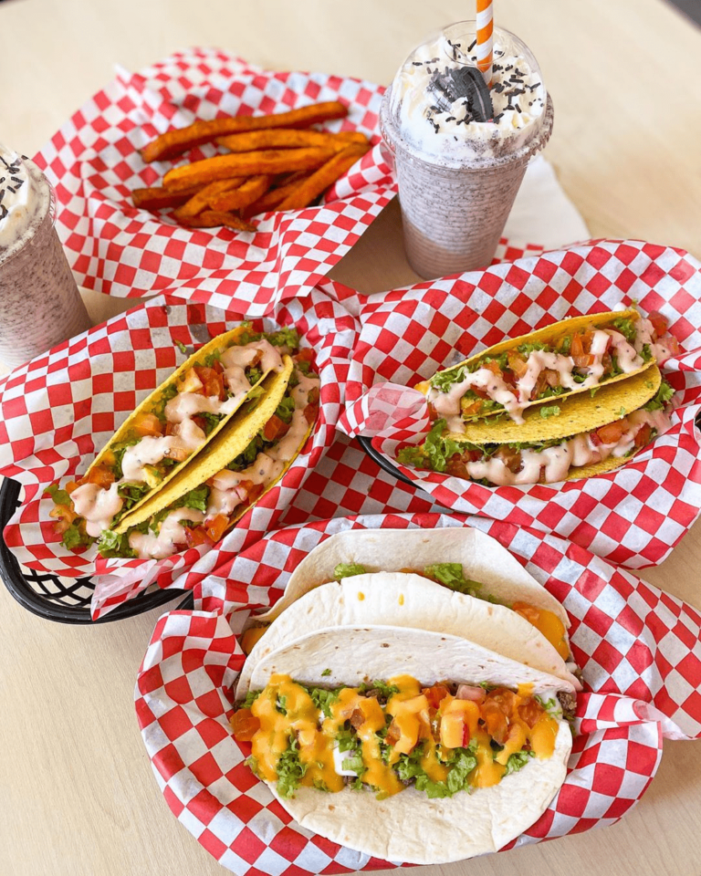 Tamarind Square Guide: Cafes, Zero-Waste Store & Photo Spots