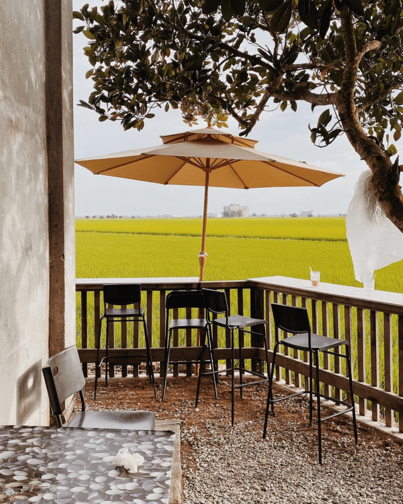 8 Farm Cafes & Restaurants Near KL Where You Can Dine Out In Nature