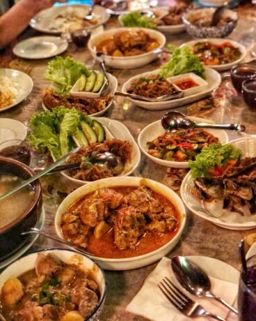 Richard Rivalee Nyonya Cuisine Serves Peranakan Food In An Authentic ...