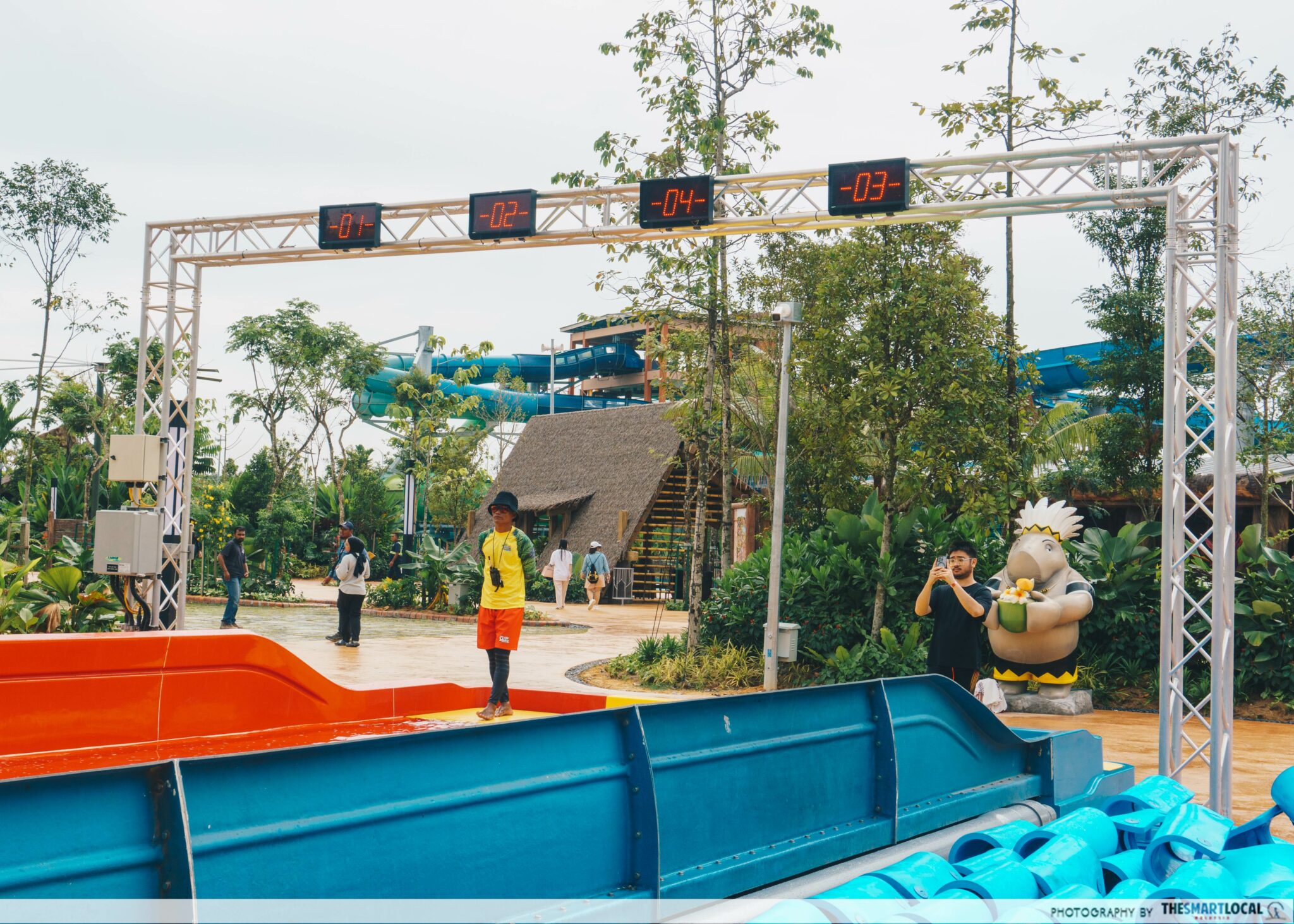SplashMania: New Water Park In Selangor With A Giant Ship & 24 Slides