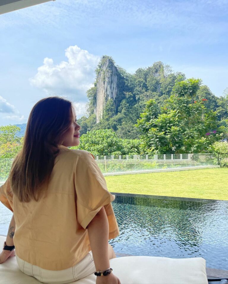 Villa Takun: Glamping Spot With A-Frame Huts & Caravan Cafe In Rawang