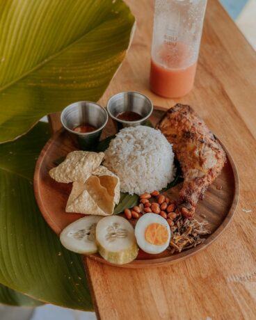 Biru Biru On The Island Hae Sea Views & Ombre Drinks In Penang