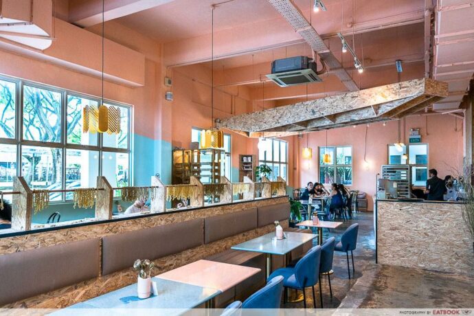 Singapore Halal Cafes & Restaurants: 8 Cheap International Food Spots