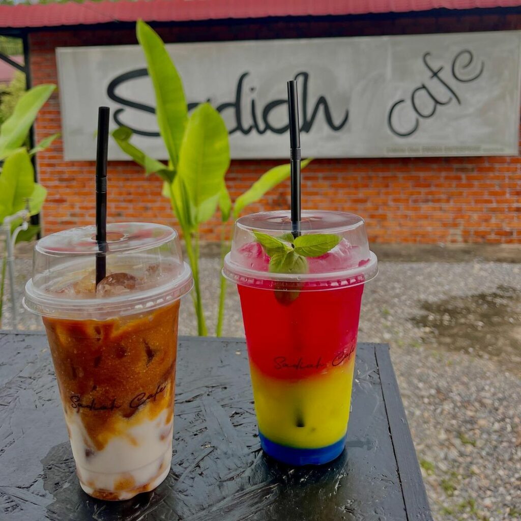 Sadiah Cafe: Dine Next To A Paddy Field & Savour Local Dishes In Perlis