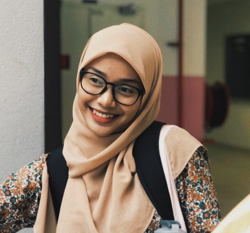 Bunga Facts: 8 Things To Know About The First Hijabi Rapper From M'sia