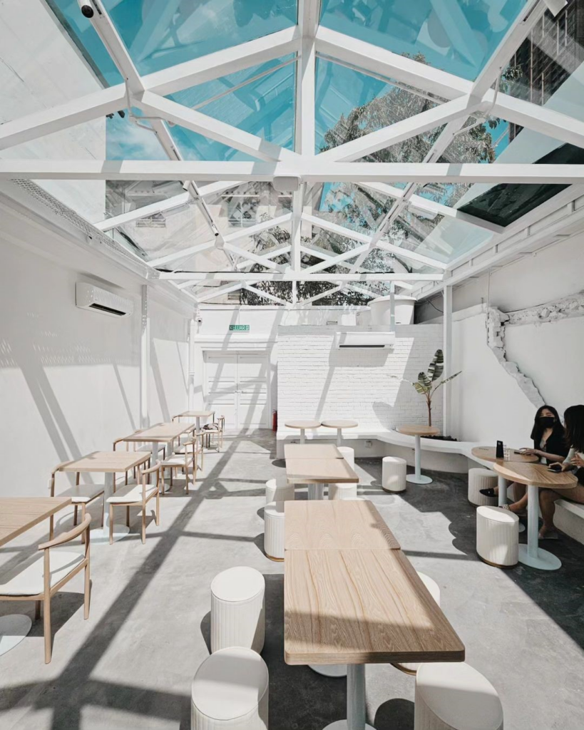 Spillstone Coffee In KL Has A Monochrome Dining Area & Decaf Coffee