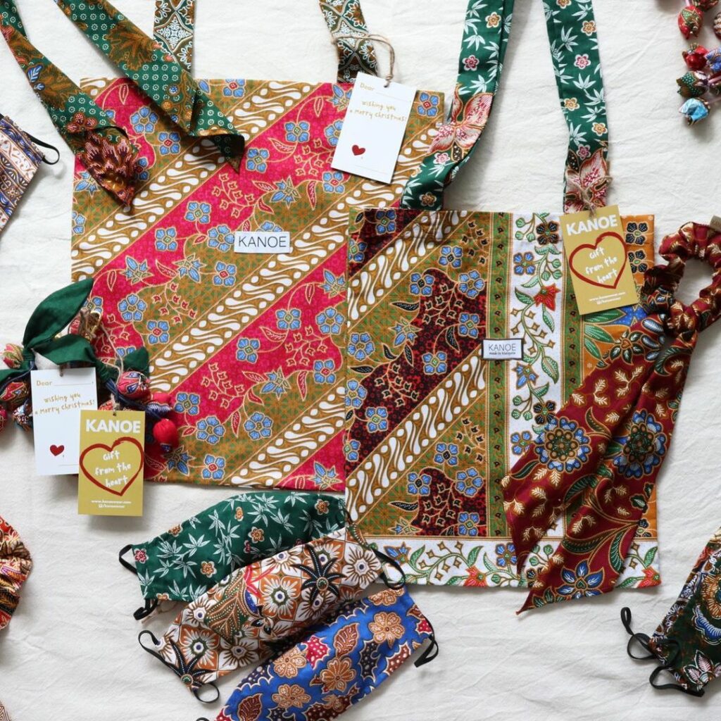 10 Sustainable Fashion Brands To Shop Local & Save The Earth