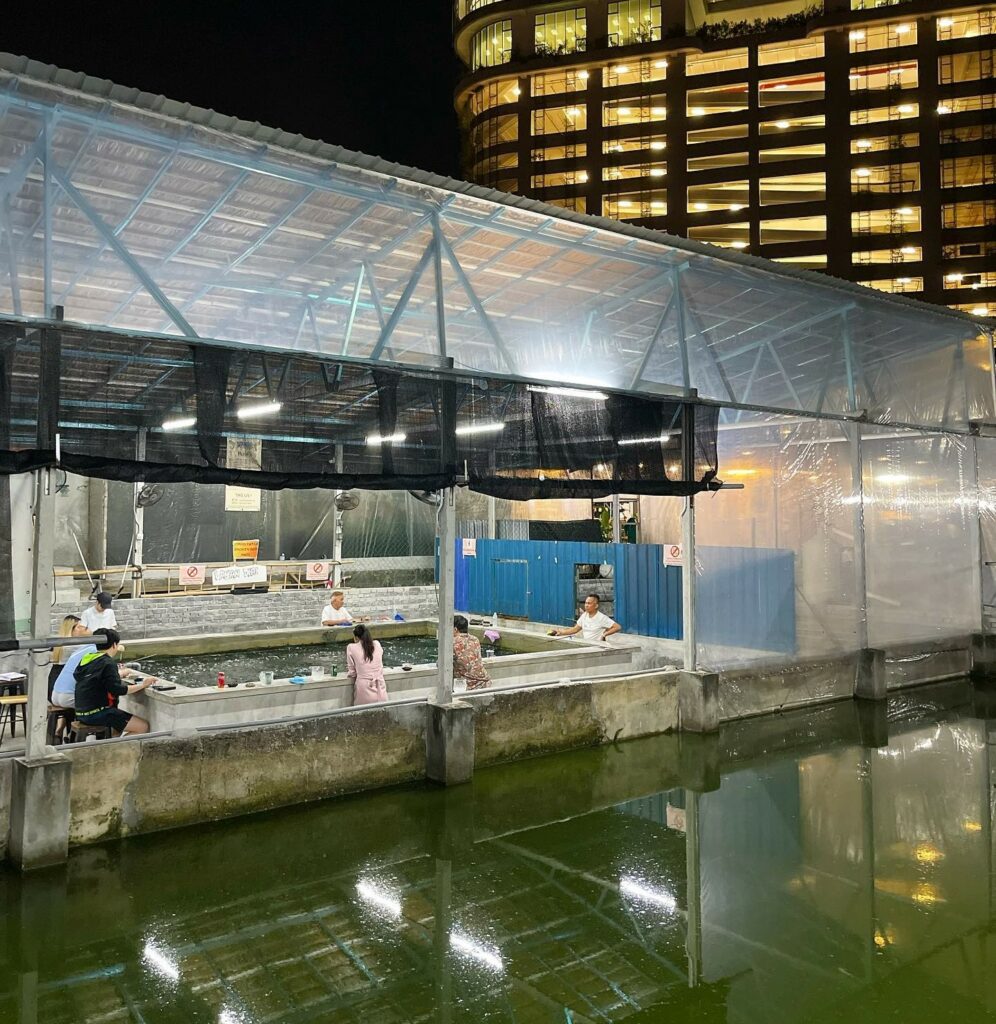 Utama Prawning In PJ Has Late-Night Prawning From RM35/Hour