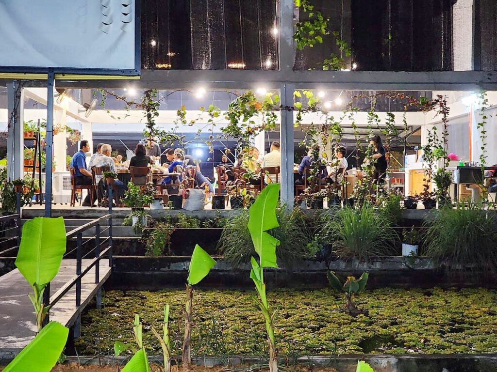 Utama Prawning In PJ Has Late-Night Prawning From RM35/Hour