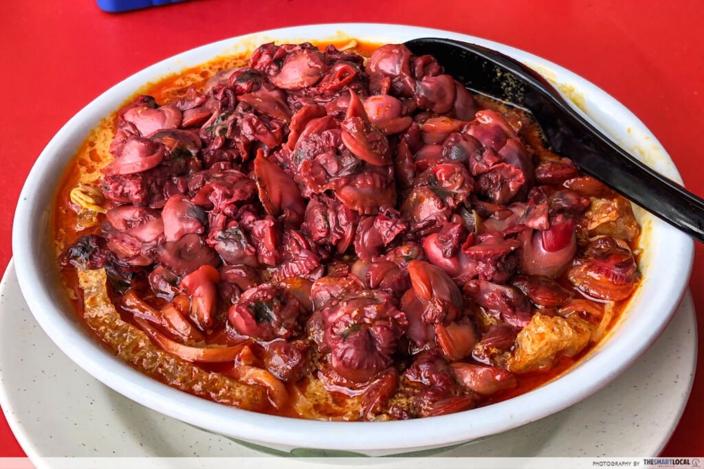 Girl & Mommy Curry Mee: Curry Noodles Piled With Fresh Siham In KL
