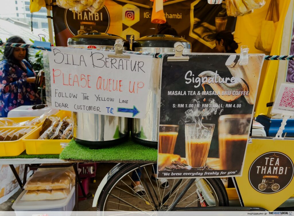 Tea Thambi In KL Sells RM1 Masala Tea From A Bicycle By The Roadside