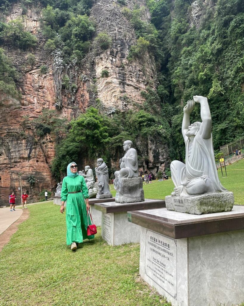 8 Sacred Cave Temples In Ipoh You Must Visit [2025]