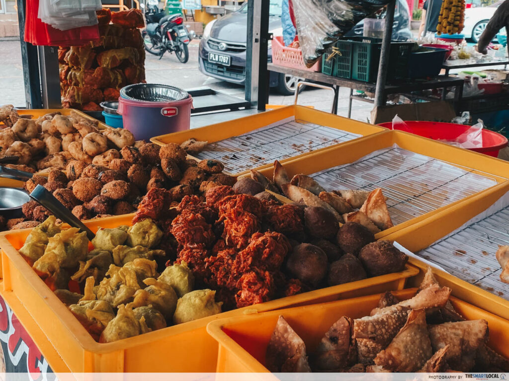 Penang Famous Samosa: New Michelin-Selected Samosa Roadside Stall