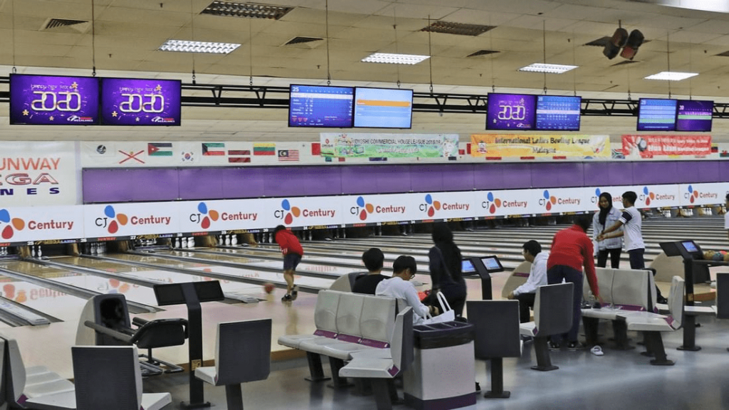 8 Bowling Alleys In Klang Valley With Games From RM8