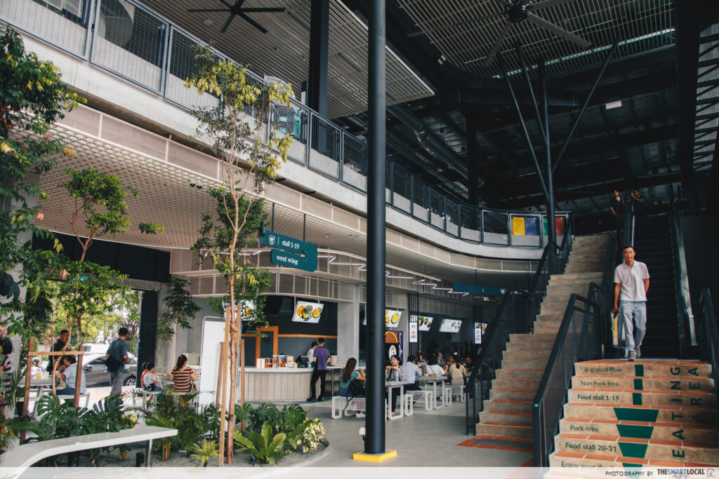 Food Bayana In Penang Is A Food Court With Robot Servers