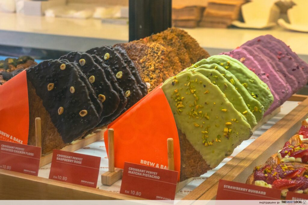 Brew & Bake: Affordable Flat Croissants & Jackfruit Cubes In PJ