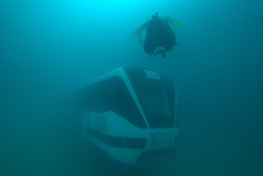 The 1st Underwater LRT Coach Reef Is Stationed At Pulau Tioman