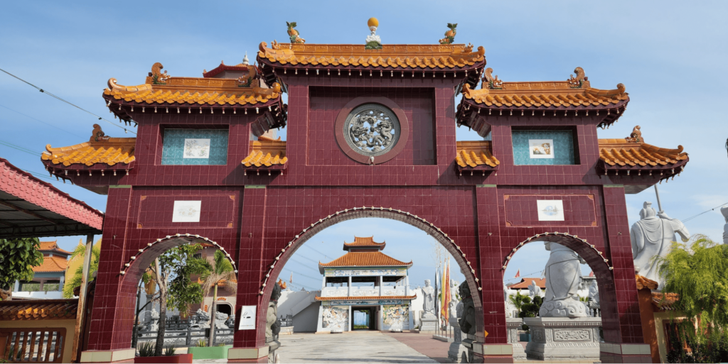 Tua Pek Kong: A Seaside Temple With 90 Deity Statues In Perak