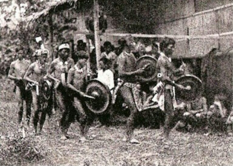 8 Malaysian Folklore & Legends Based On People, Places & More